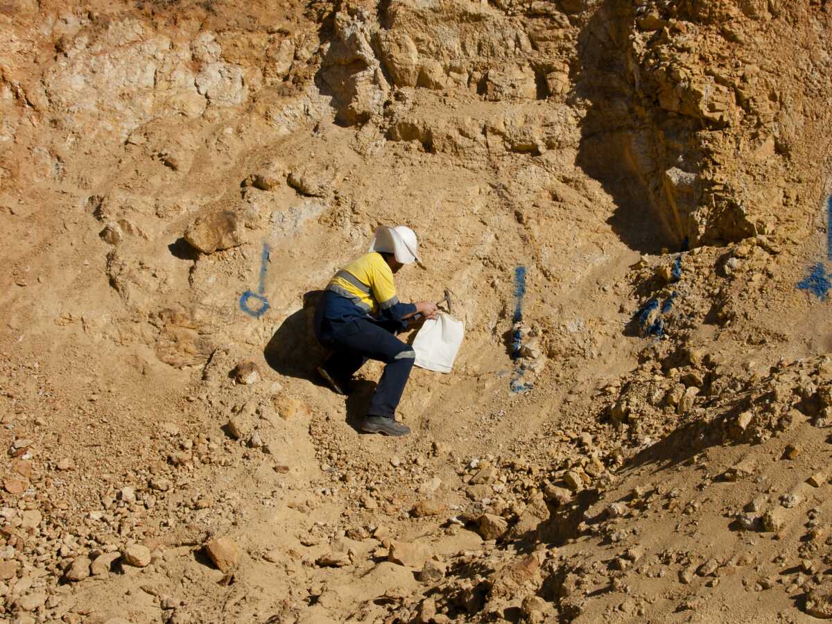 Tout savoir sur le métier de géologue